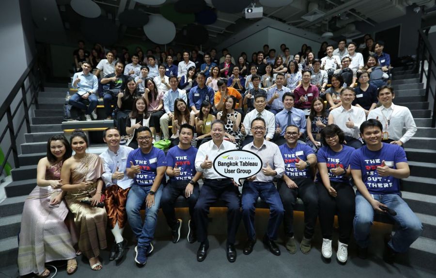 สร้างเครือข่ายผู้ใช้งาน Data Analytics ในประเทศไทย 0559