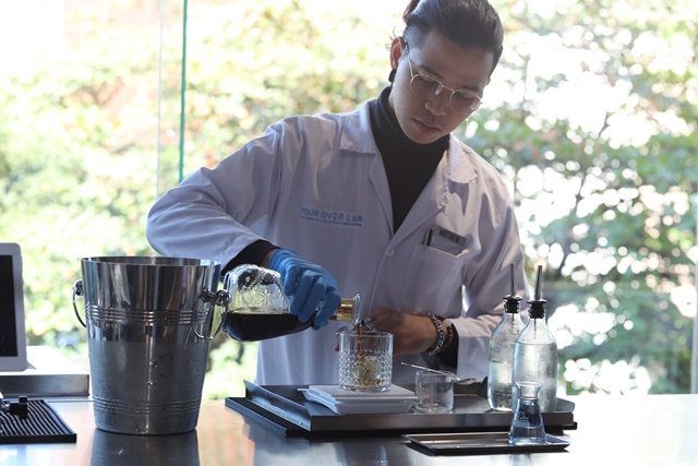 Pour over Lab ร้านกาแฟในห้องแลบ