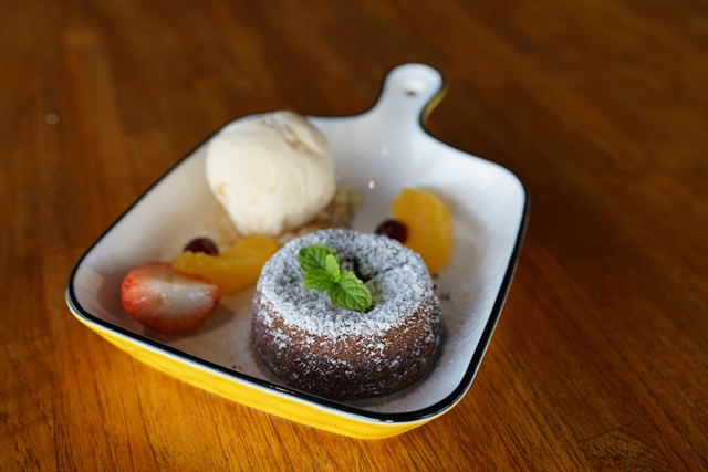 ‘เฟเว่ ดิช’ เสิร์ฟอาหารสไตล์ Fusion Twist