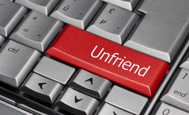 ผู้ใช้เฟซบุ๊กแห่ ‘unfriend’ เพื่อนที่หนุนพรรคตรงข้าม