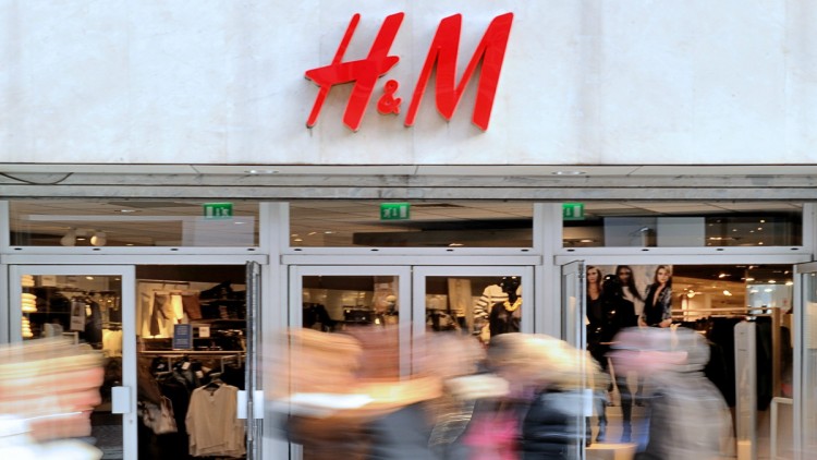 ‘โควิด-19’ พ่นพิษ 'H&M' เล็งปลดพนักงาน 10,000 คนทั่วโลก