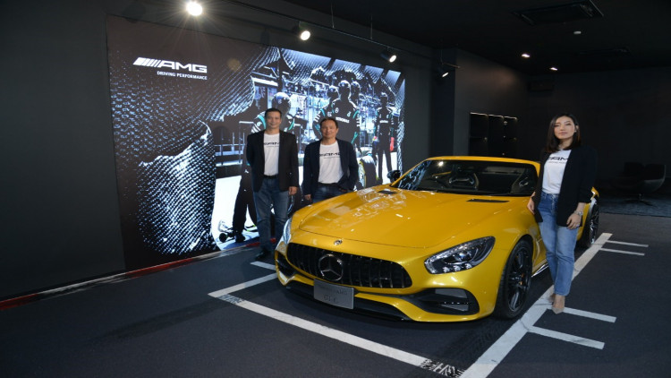 เปิดตัว Benz Star Flag AMG Performance Center