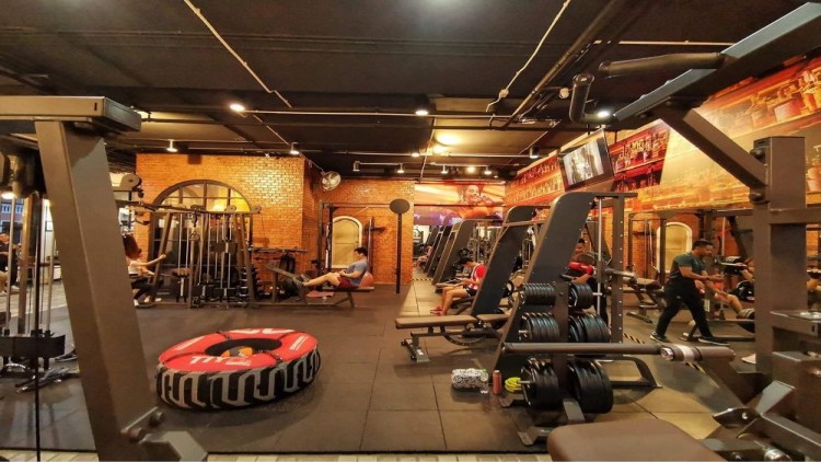 ท้าให้ลองลดน้ำหนักที่ “HAPPY GYM”