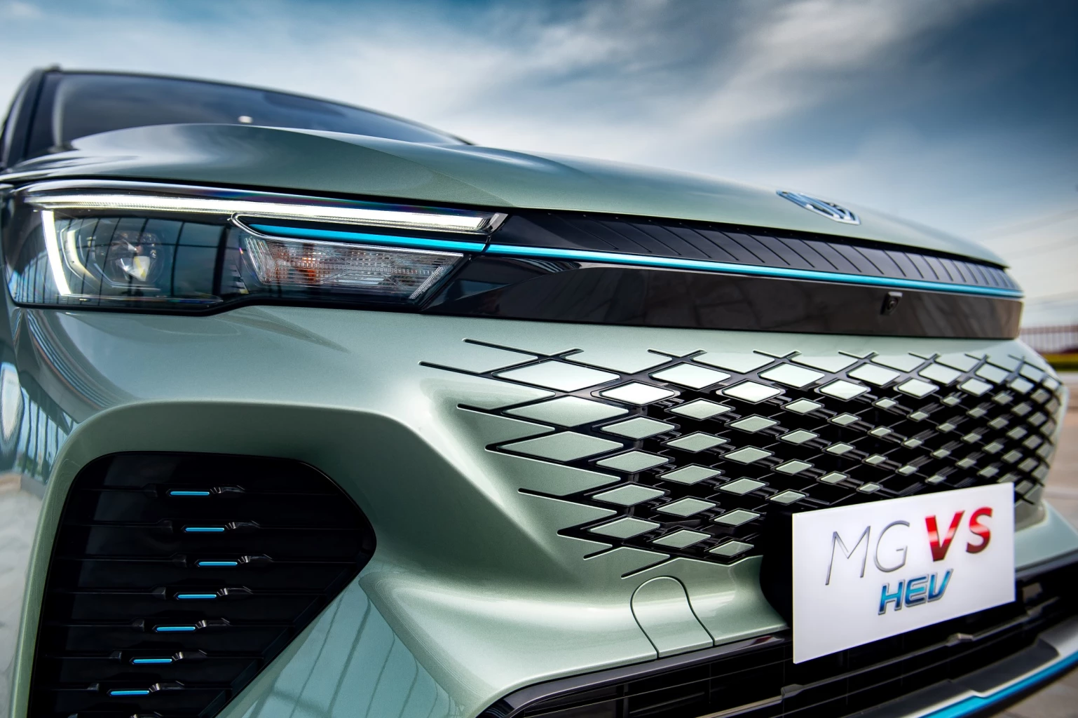 เปิดสเปค MG VS HEV ไฮบริด ท้าตลาด B-SUV พร้อมลุย 8 ส.ค.