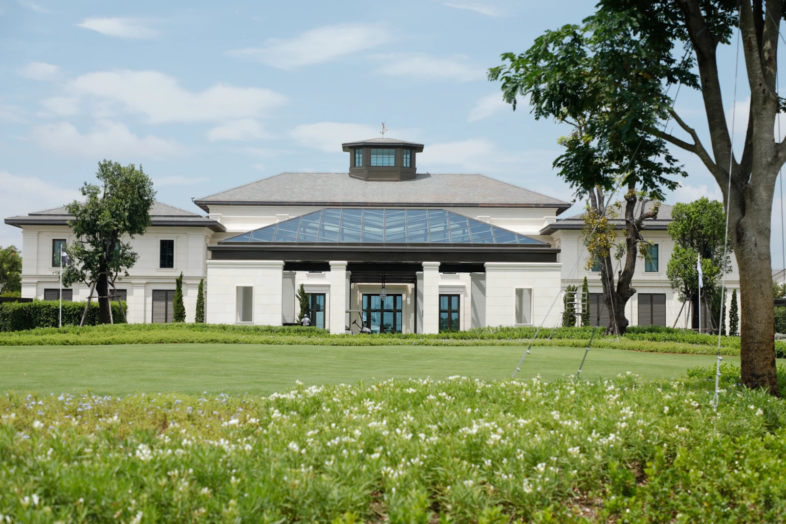 ถอดความคิด “StoneHill” สนามกอล์ฟของ “สารัชถ์ รัตนาวะดี” แห่งอาณาจักร GULF