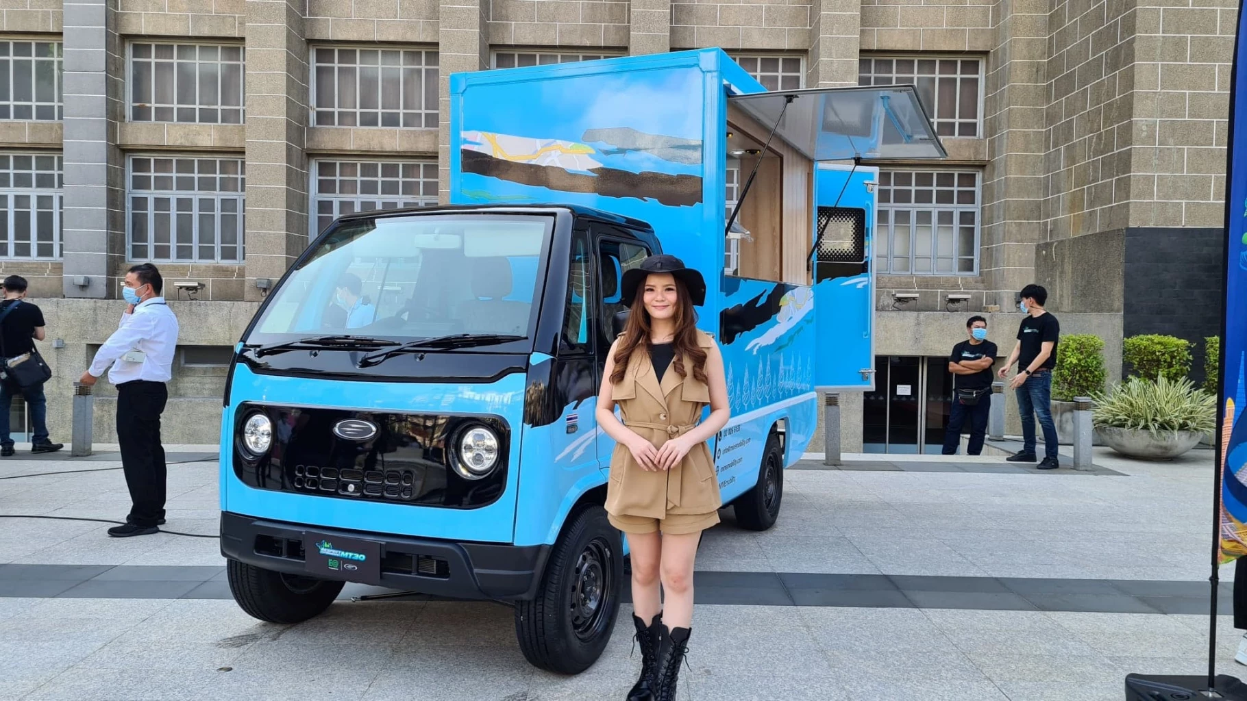 กระบะไฟฟ้า สัญชาติไทย EA EV Mini Truck MT30 พิกัดใช้งาน 202 กิโลเมตร