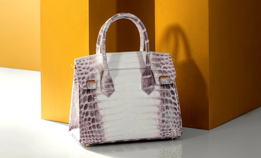 KWANPEN เลือกไทยเผยโฉมคู่เฉดสีใหม่ Wolf ที่แรกของโลก ณ Central Embassy