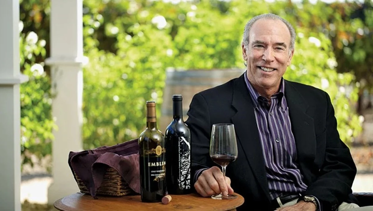 “ไมเคิล มอนดาวี” ผู้ปิดทองหลังพระของ “ไวน์แคลิฟอร์เนีย”