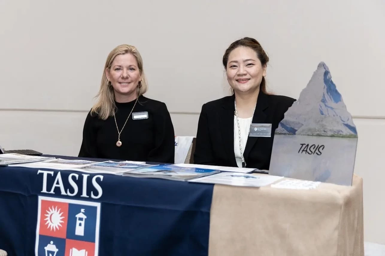 "Discover the World of Swiss Learning" กิจกรรมแนะนำโรงเรียนประจำที่ ...