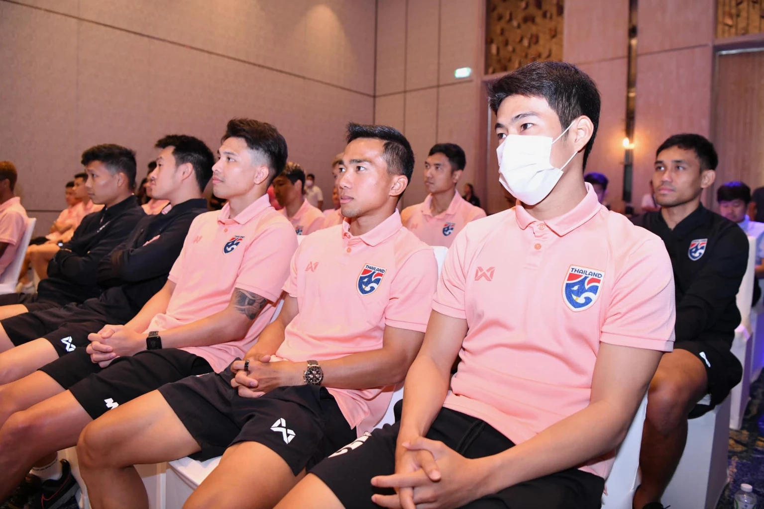 มาดามแป้ง ตั้ง 'เจ ชนาธิป' กัปตันทีม- ชี้ 'ไต้หวัน-ฮ่องกง' สุดแกร่ง