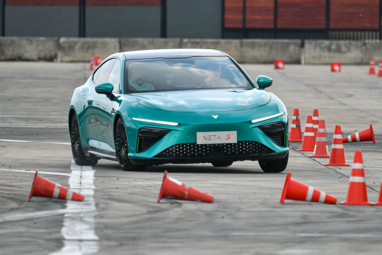 ‘Neta S’ EV ตัวแรง อารมณ์สปอร์ตมาเต็ม ช่วงล่างนิ่งเกินคาด