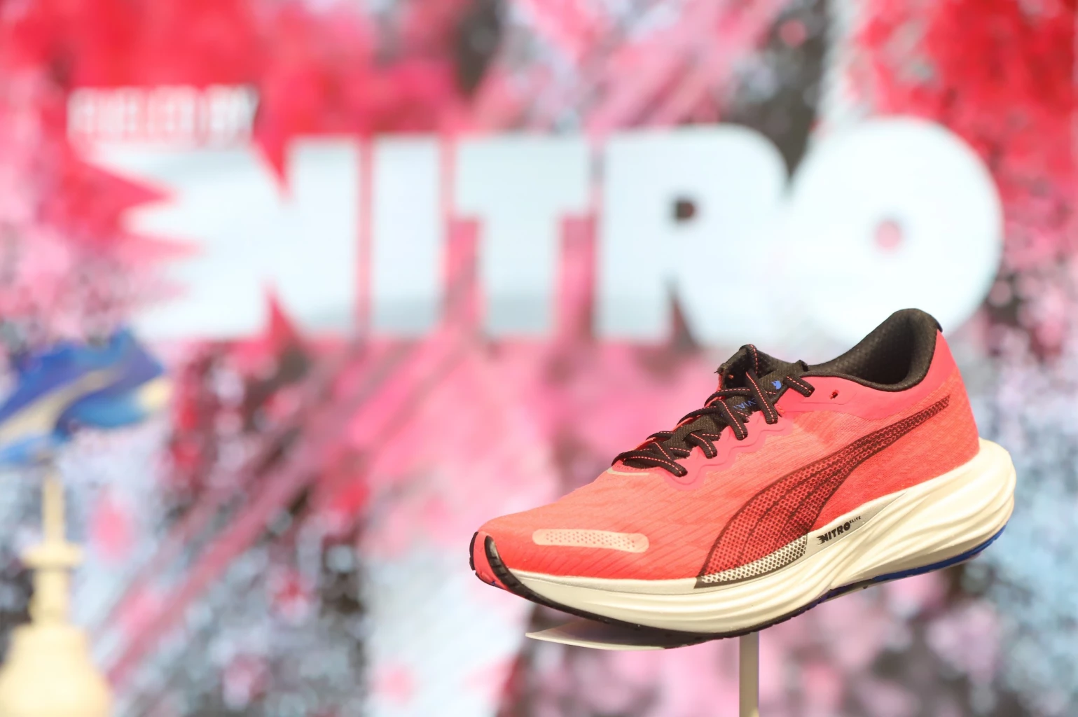 "PUMA NITRO" รองเท้าวิ่งที่เหมือนติดไนตรัส!