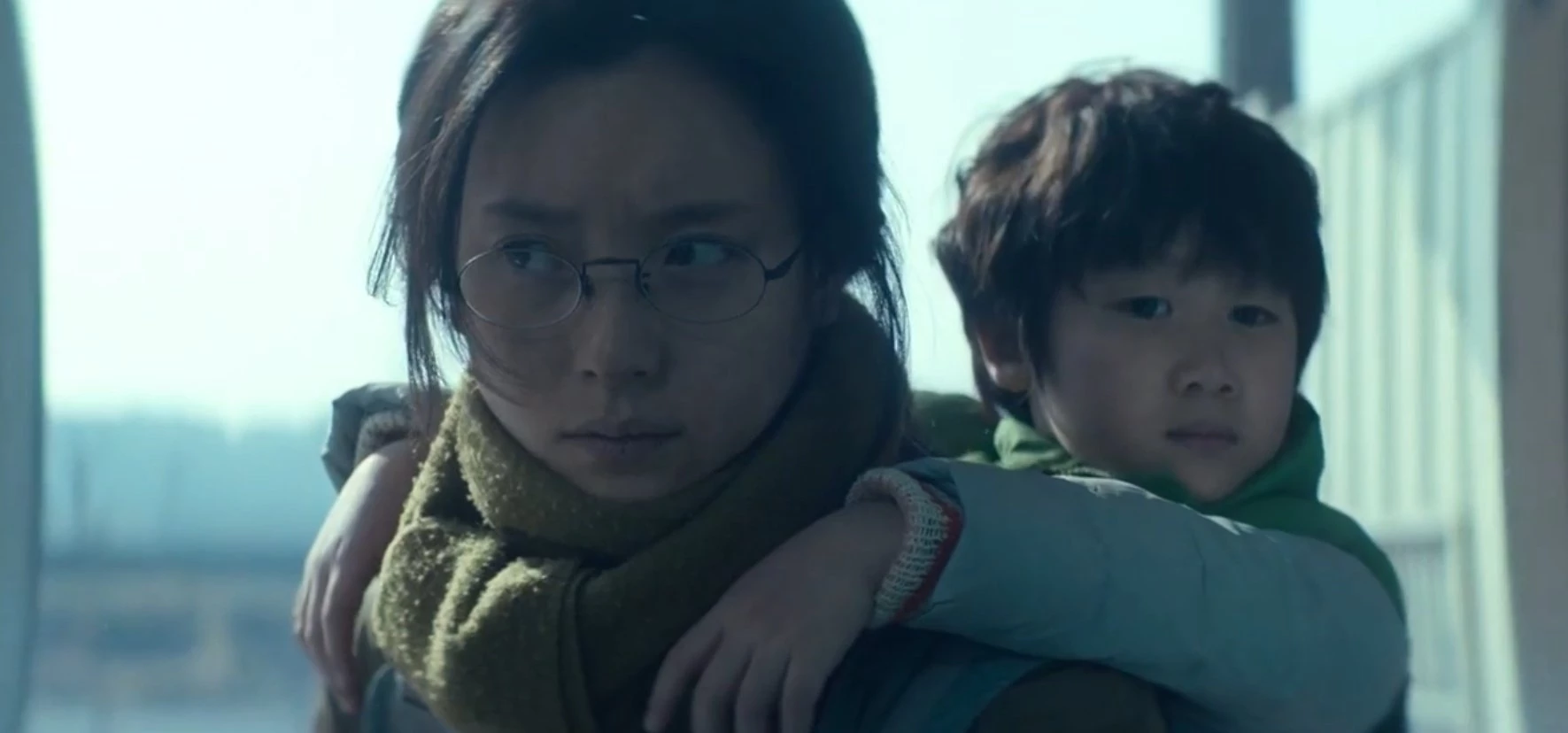 เหตุผลที่ห้ามพลาดซีรีส์ Moving เมื่อพลังพิเศษกลายเป็นเป้าให้ถูกไล่ล่า