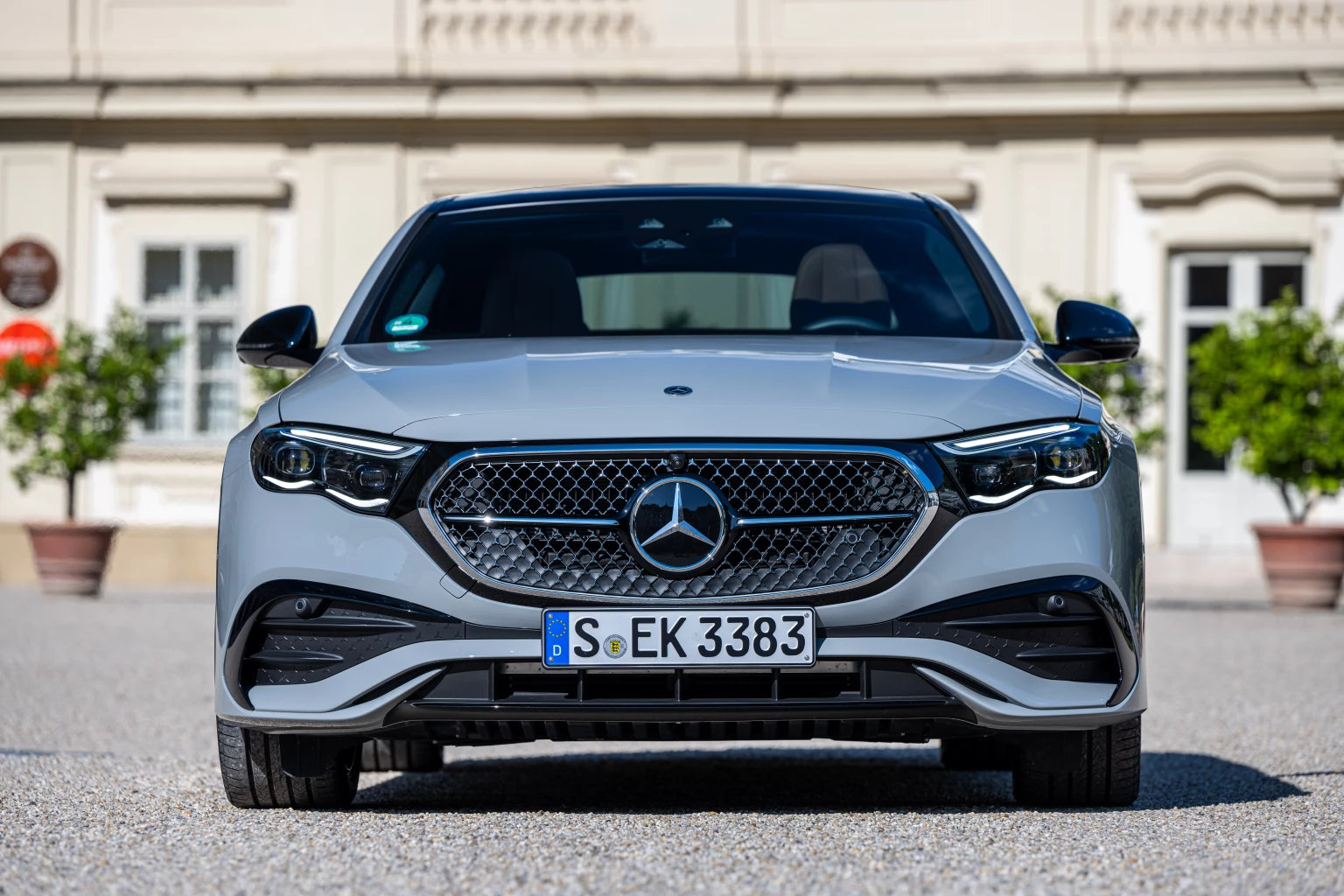 Mercedes-Benz E-Class ใหม่ เติมหรู-ไฮเทค 2 ทางเลือกบุคลิก Modernity ...