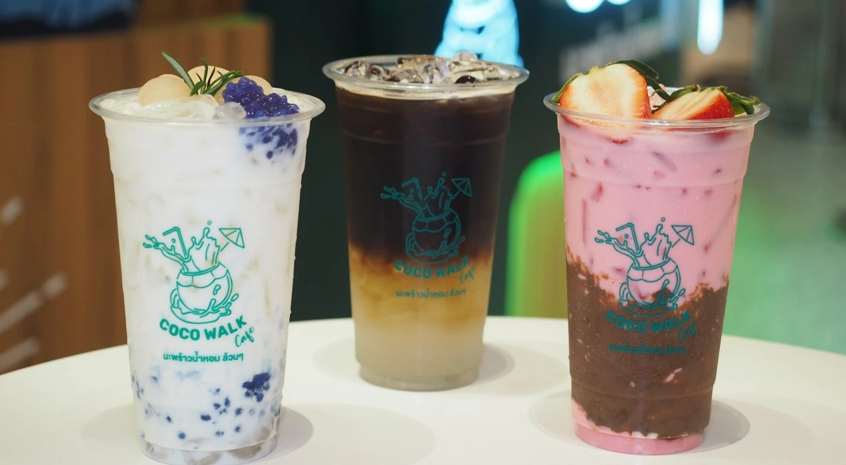 ‘COCO WALK Café’ ‘น้ำมะพร้าว’ ออร์แกนิคกับผลไม้สด ดื่มดีมีประโยชน์