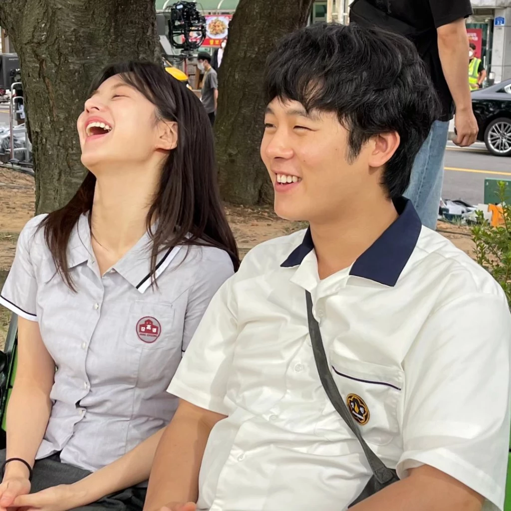 เหตุผลที่ห้ามพลาดซีรีส์ Moving เมื่อพลังพิเศษกลายเป็นเป้าให้ถูกไล่ล่า