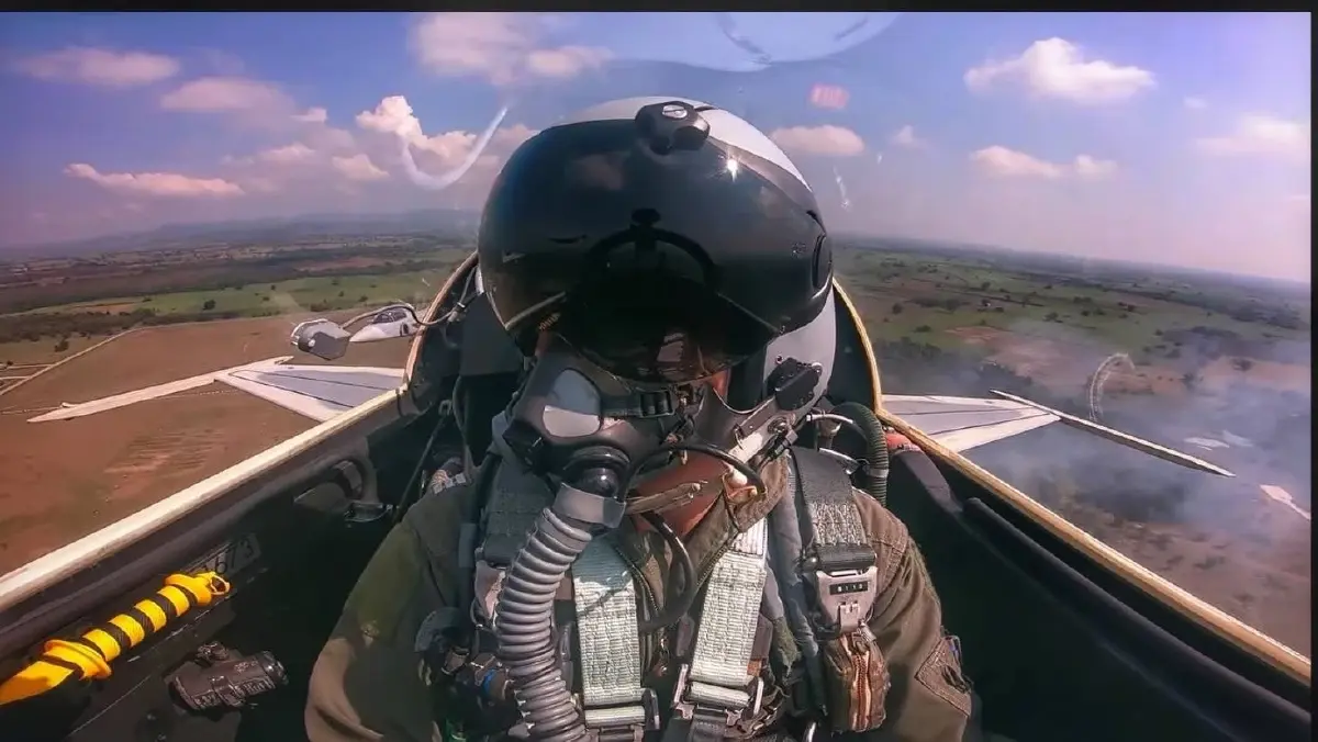 ทอ.โชว์ F-5TH พญาอินทรี พร้อมรบ เสริม ทบ.คุมชายแดนไทย-กัมพูชา