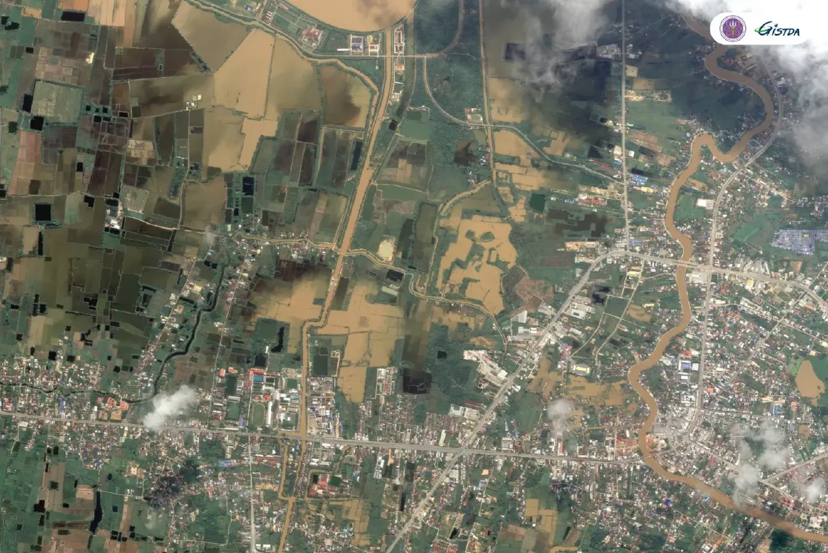 GISTDA เปิดภาพดาวเทียม THEOS-2 ล่าสุด สุโขทัย จมน้ำแล้ว 4 พันไร่