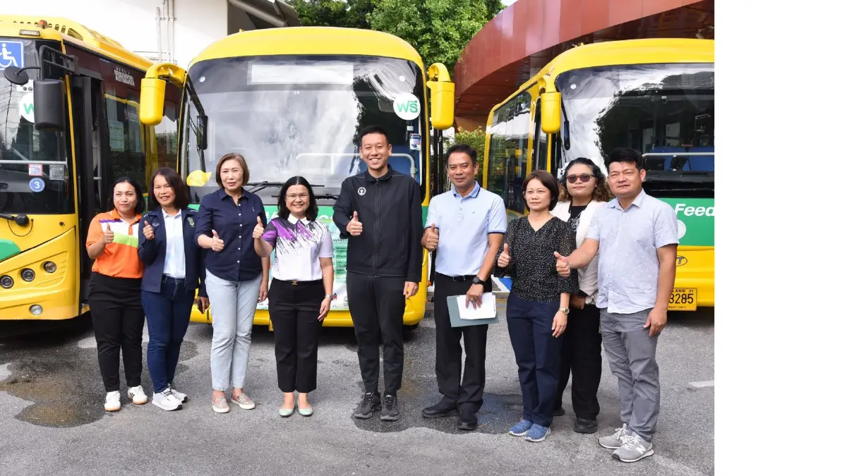 เดินทางฟรี! ดีต่อใจ รถบัสไฟฟ้า ‘BMA Feeder’ กับ 7 เส้นทาง