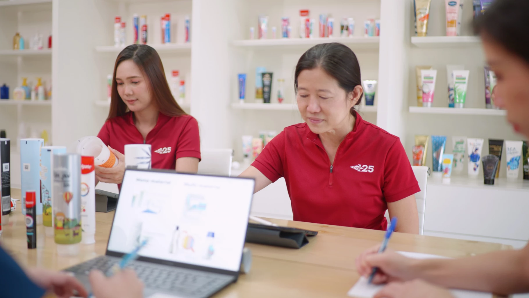 Kimpai Tubes ผนึก Dow ชูนวัตกรรมหลอดยาสีฟันรีไซเคิลได้