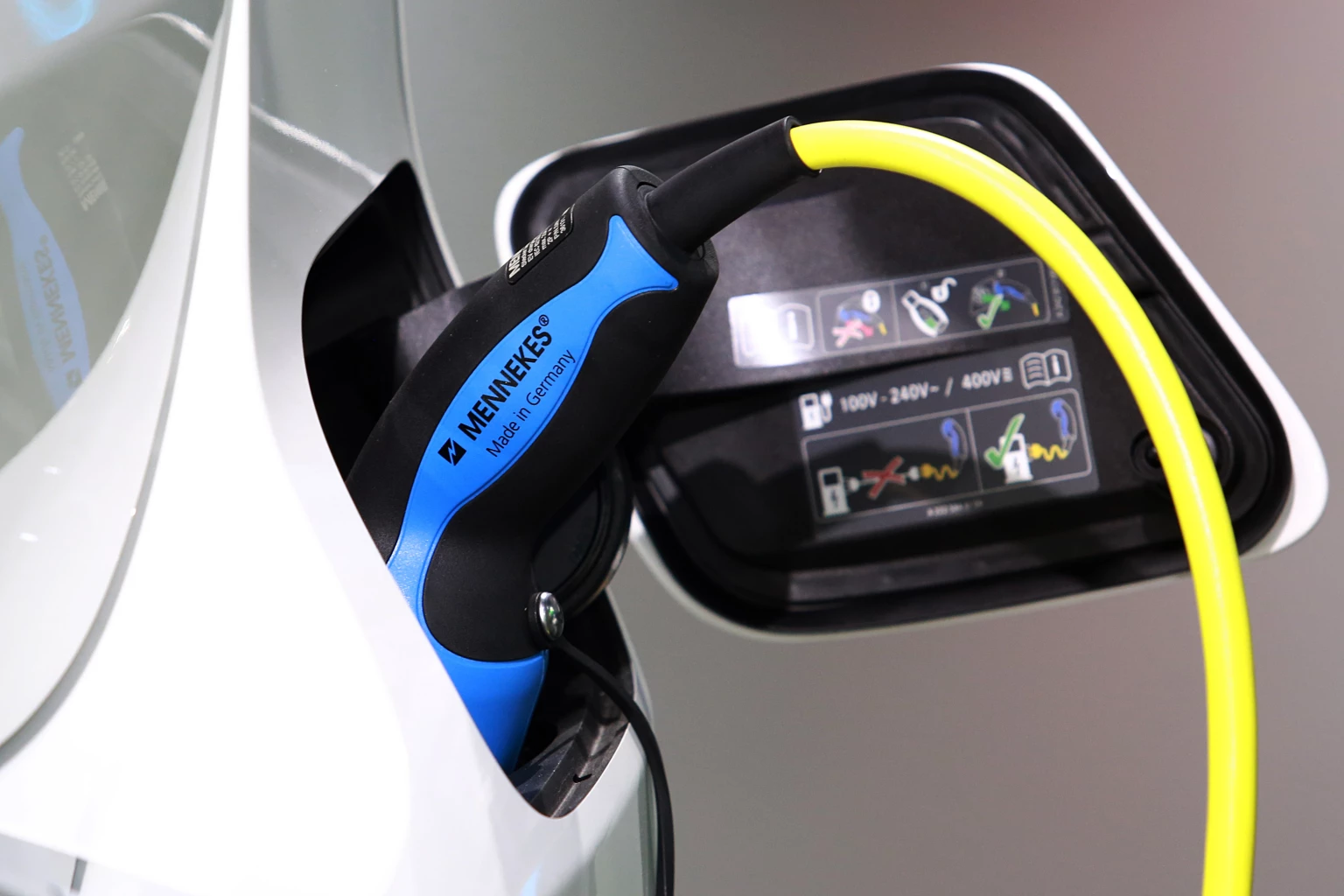 'คลัง' ออกประกาศหั่นภาษีนำเข้า BEV เงื่อนไขสูงสุด 0% มีผล 1 ม.ค.67