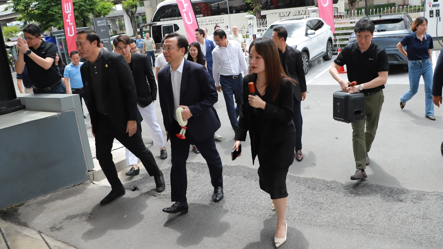 BYD จีน เยี่ยมชมโชว์รูม BYD SUSCO Beyond พระราม 2 ฐานการผลิตใหญ่นอกแผ่นดินจีน