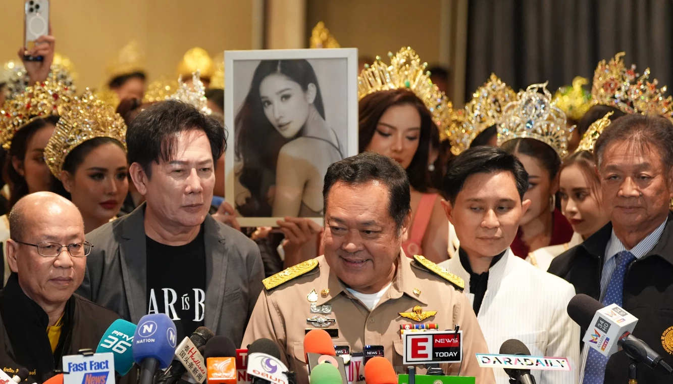 มิสแกรนด์ 77 จังหวัด ยื่น DSI ทวงความยุติธรรมให้ 'แตงโม นิดา' ขีดเส้นตาย 1 เดือน