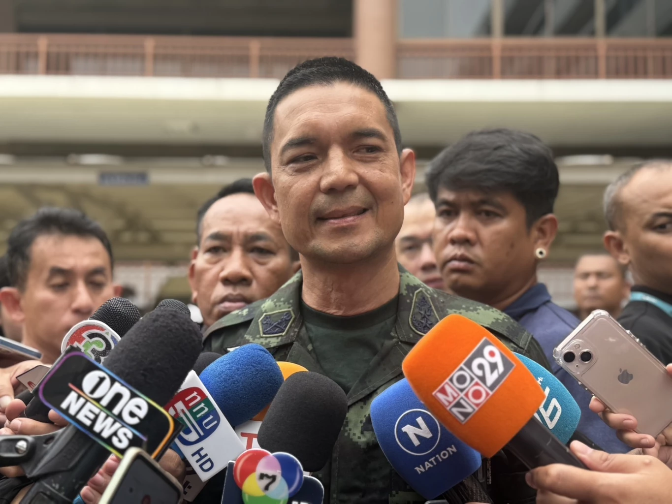 เฝ้าระวัง แต่อย่าวิตก! ทบ. แจงข่าว ทหารไทย สอย PHL03 กัมพูชา