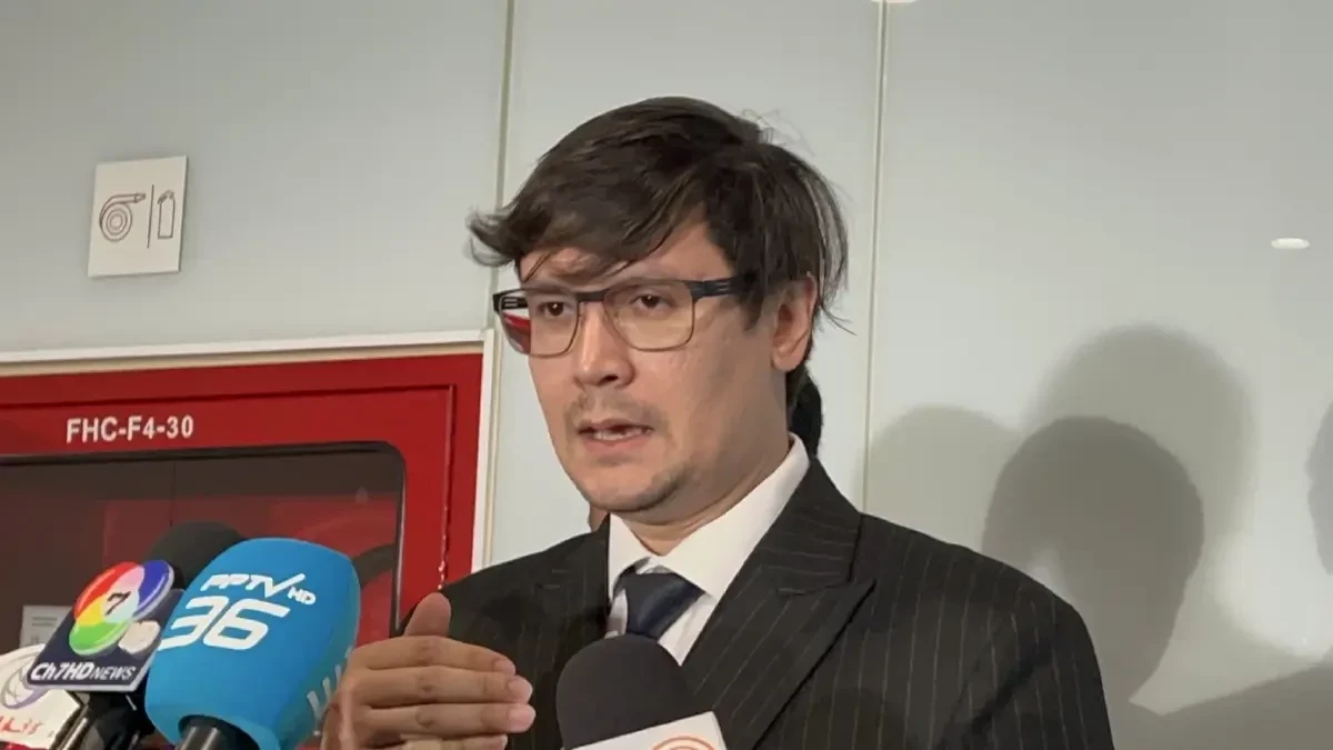 'เบนจามิน' เตรียมส่งทนายฟ้อง 'โรม' ฐานหมิ่นประมาท เรียก 100 ล้านบาท