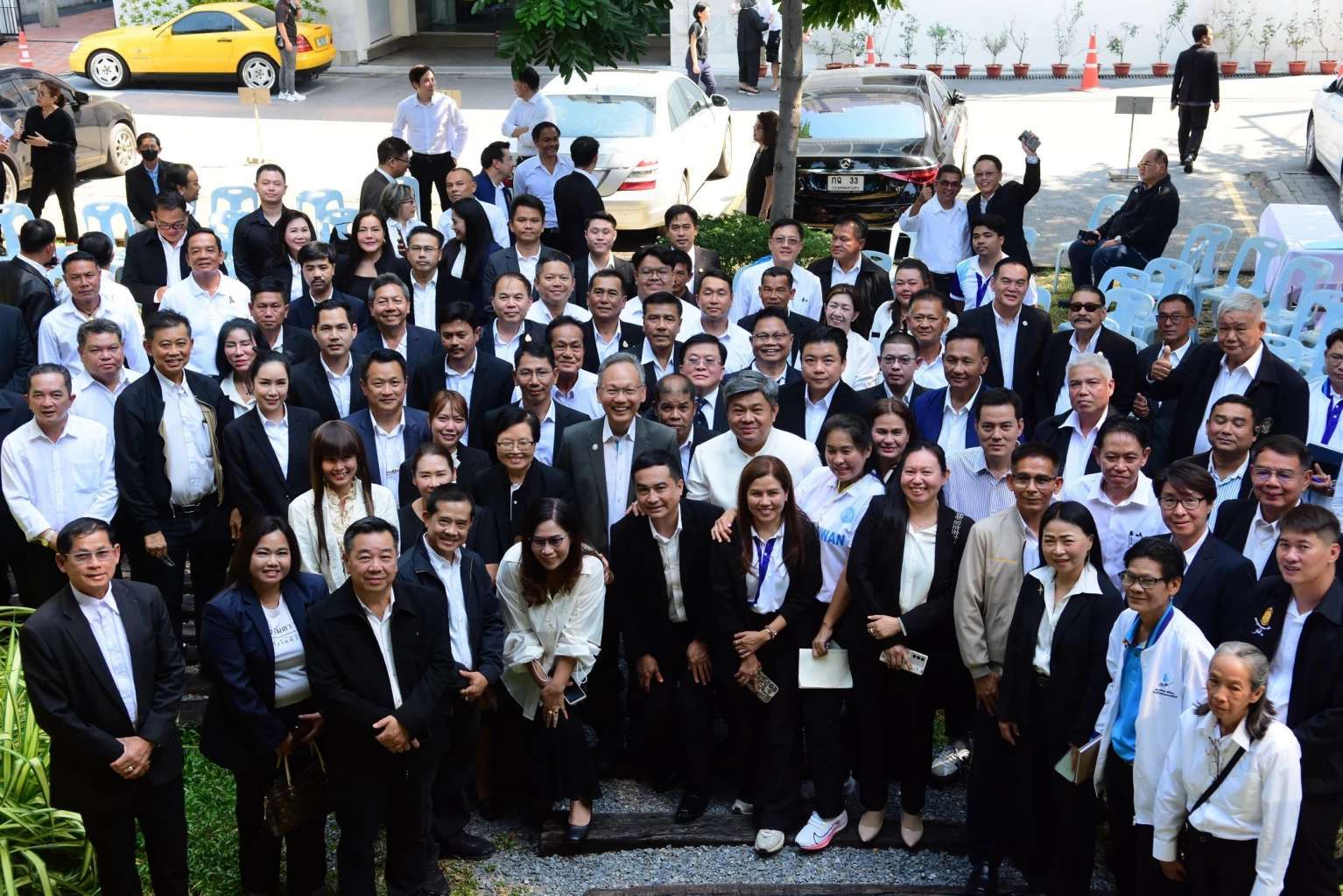 ปชป. ภาคกลาง เปิดงาน "เพาะกล้า" คัด สส. ชูโมเดล "จับฉลากแสดงวิสัยทัศน์"